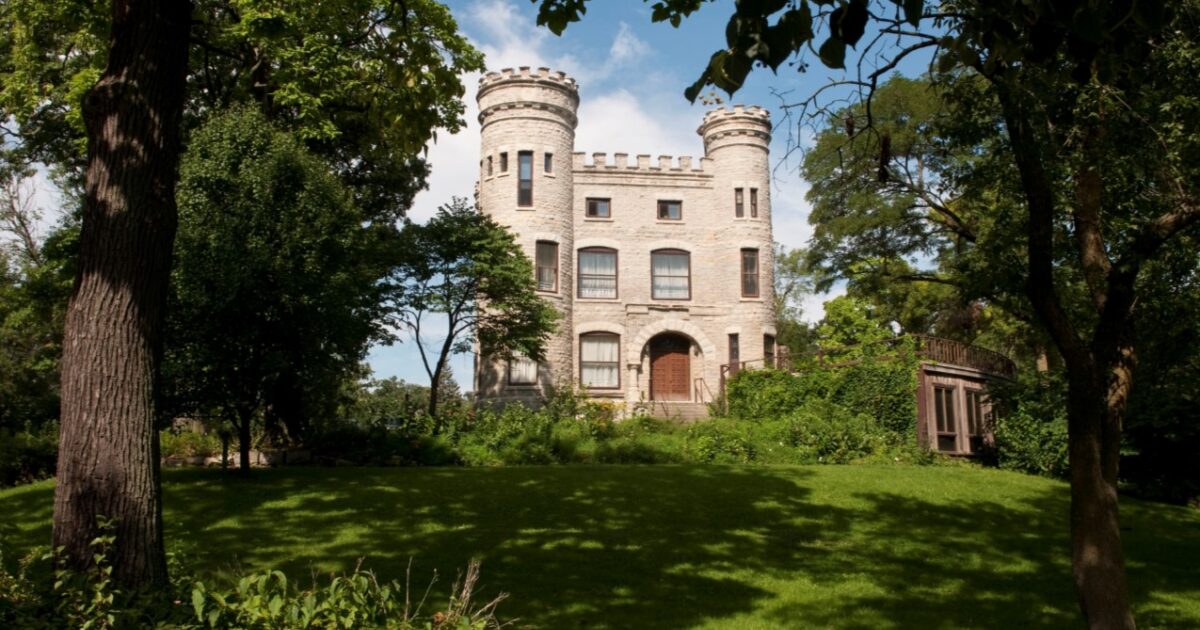 Newberry Library | Chicago's Only Castle: The History of Givins'…